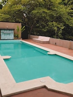 4 piscinas exteriores