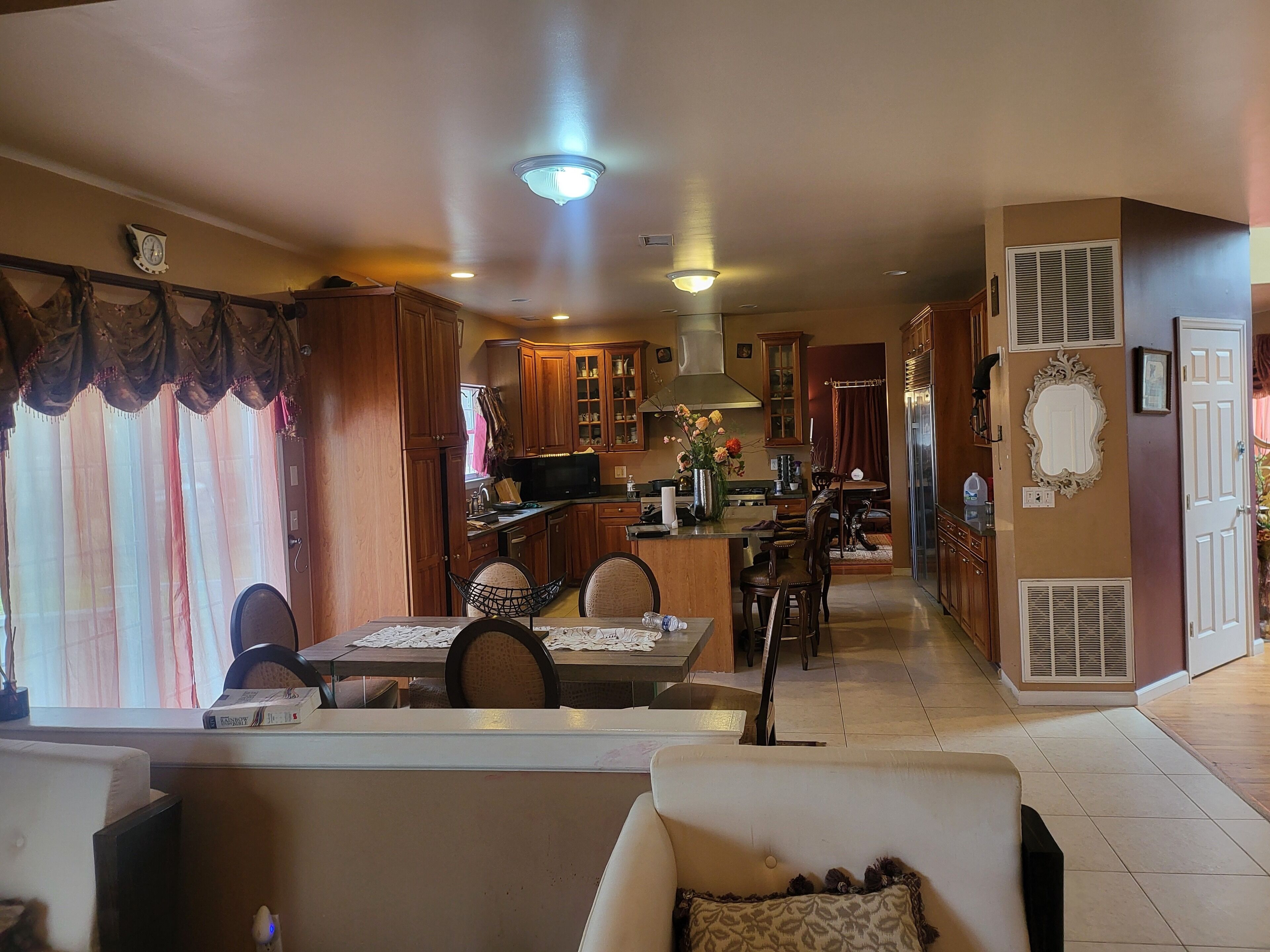 Spacious 4-bedroom House With Ac In Peaceful Huntington - Oheka Castle, Huntington