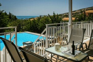 Villa Deluxe, varanda, vista para o oceano | Terrenos do alojamento