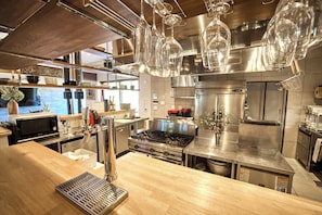 Vila superluxo, vista para o lago | Cozinha privada