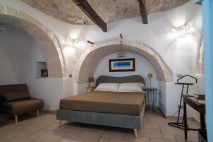 Quarto Quádruplo Comfort | Lençóis de algodão egípcio, roupa de alta qualidade, minibar