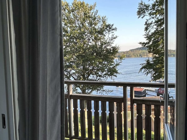 4 Star Holiday Home In Uddevalla - Orust