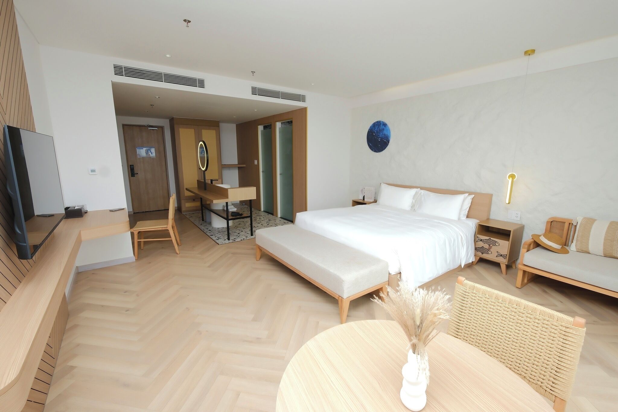 Quarto casal luxo, vista para a praia | Escrivaninha, espaço de trabalho para notebook, Wi-Fi de cortesia
