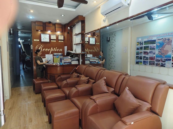 Charming Homestay - Hanoi