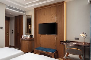 Quarto duplo luxo | Quartos à prova de som, Wi-Fi de cortesia