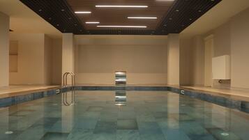 Piscina externa sazonal