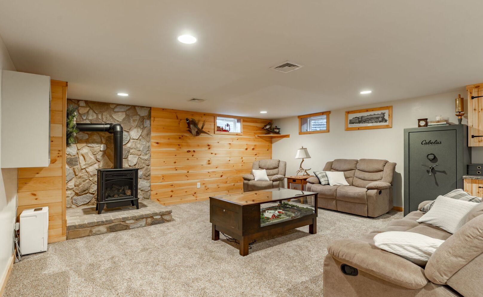 3 Bedroom House - Family Friendly - Sleeps 6 - Denver, PA