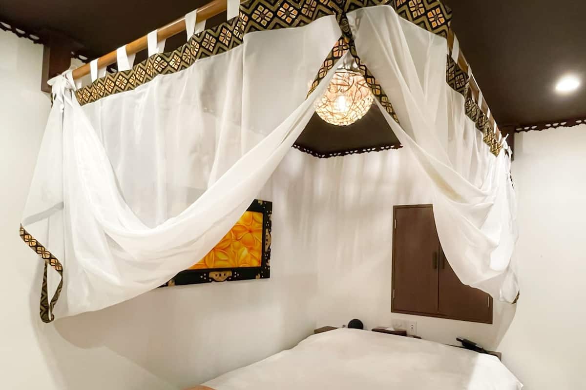 Quarto casal standard, para fumantes (Moderate, (Smoking Allowed)) | Wi-Fi de cortesia, roupa de cama