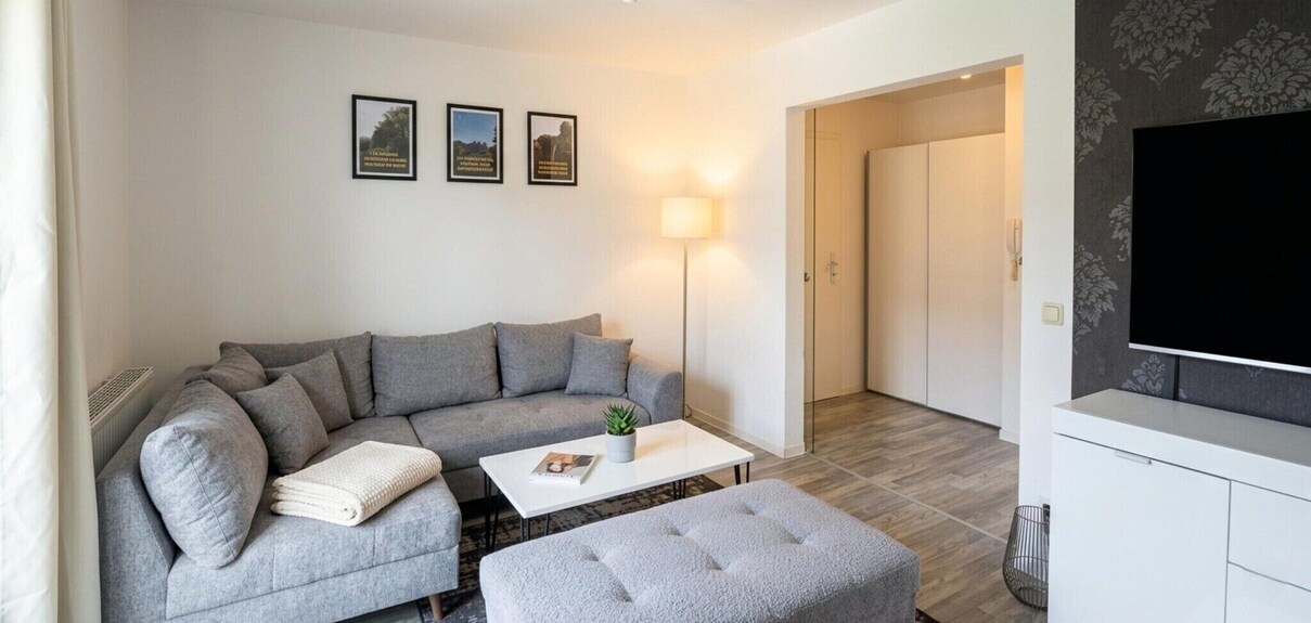 Elbquartier Mit Balkon & Parkplatz In Pirna - Heidenau