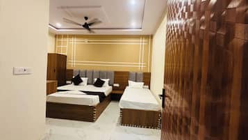 Quarto triplo luxo | Roupa de cama