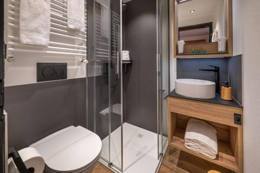 Apartamento, sacada | Banheiro