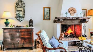 Villa, vista para o mar | Interior