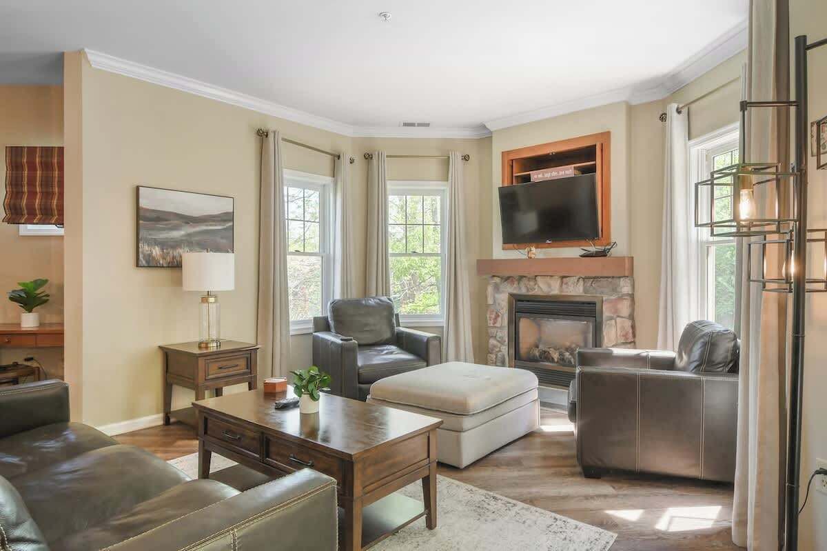 Large Condo Near Mountain Creek & Crystal Springs - Sparta Township, NJ