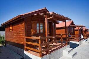 Bungalow, vista para o pátio | Exterior
