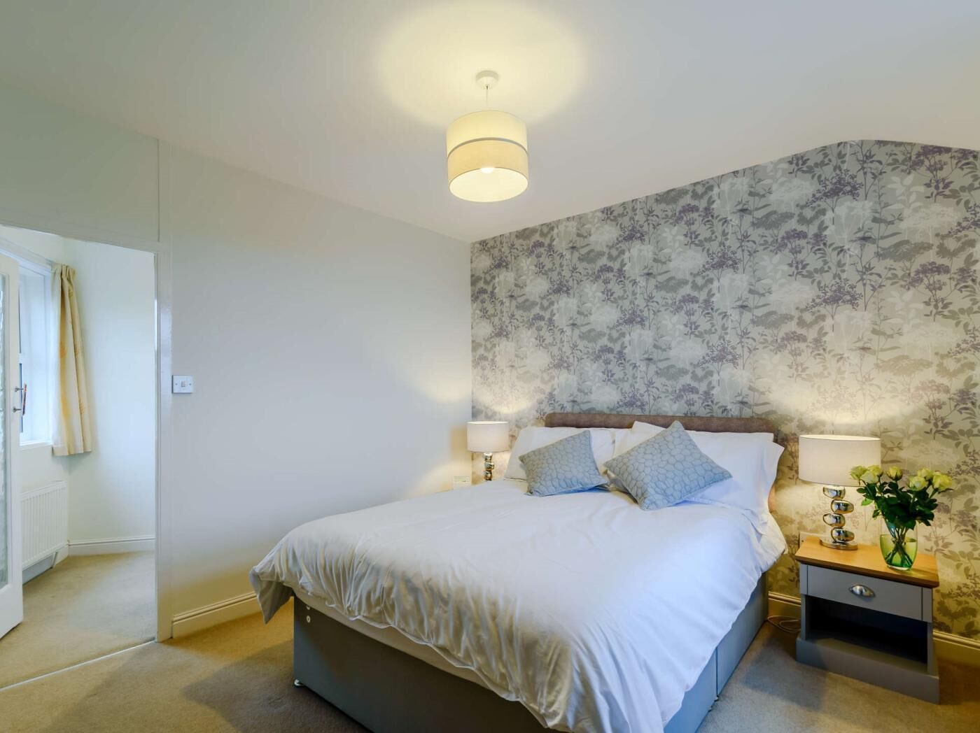 1 Bed In Holmfirth (Oc-91106) - Holmfirth