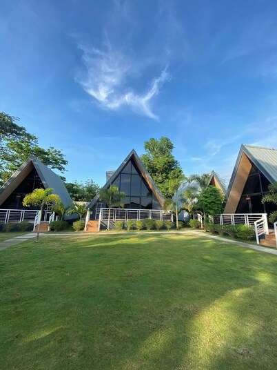 Paraiso Del Bacnotan Resort