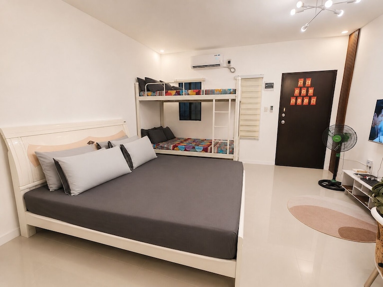 Harmony Villa - Naic