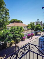 Apartamento em Condomínio Fechado, Vista para a cidade | Terrenos do alojamento