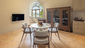 Timeless Duplex Lake View Suite  (24 Hours Use of Room)