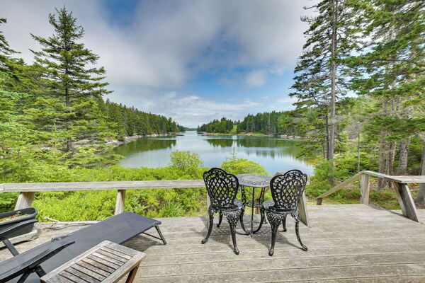 A True Escape: Island Sanctuary In Vinalhaven - Vinalhaven