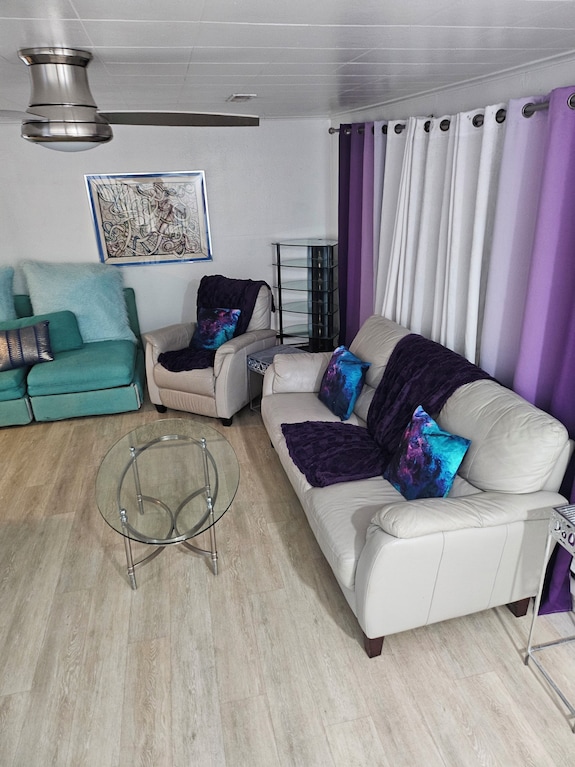Suburban, Convenient, And Pet Friendly 3-bedroom House In Plymouth Meeting - Bryn Mawr, PA