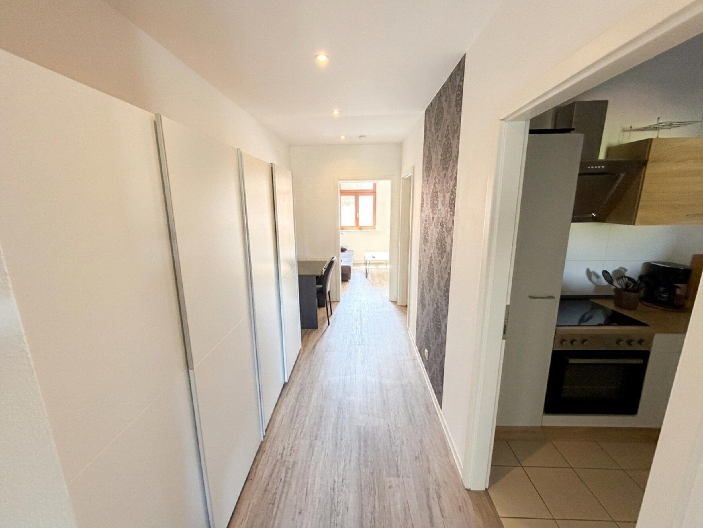 Apartamento | Cozinha privada | Uma cadeira de bebé 