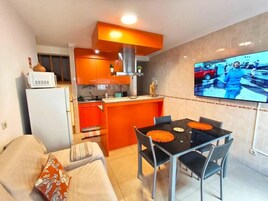 Casa, aceitam-se animais de estimação | Interior
