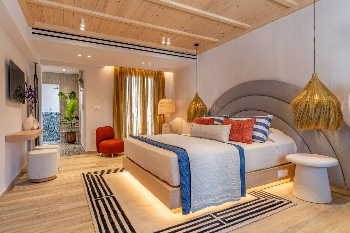 Suite Superior | Minibar grátis, cofre no quarto, cortinas/cortinados opacos 