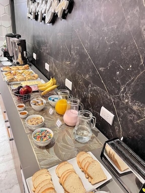 Quarto casal | Buffet de café da manhã | Café da manhã com buffet grátis todos os dias