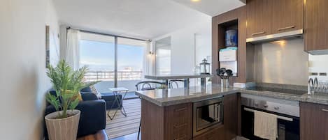 Apartamento Familiar, varanda, Vista para a cidade | Cozinha privada