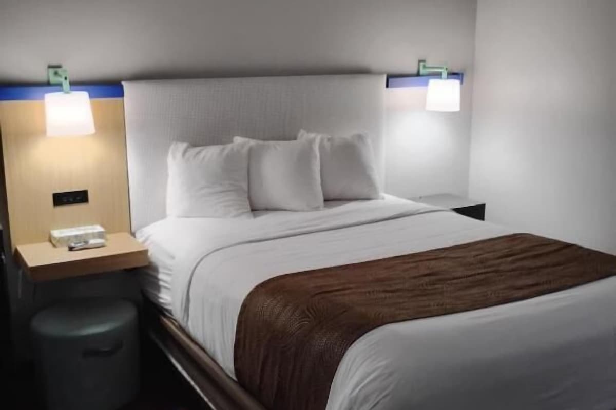 Quarto casal, para não fumantes | Cofres nos quartos, cortinas blackout, ferros/tábuas de passar roupa