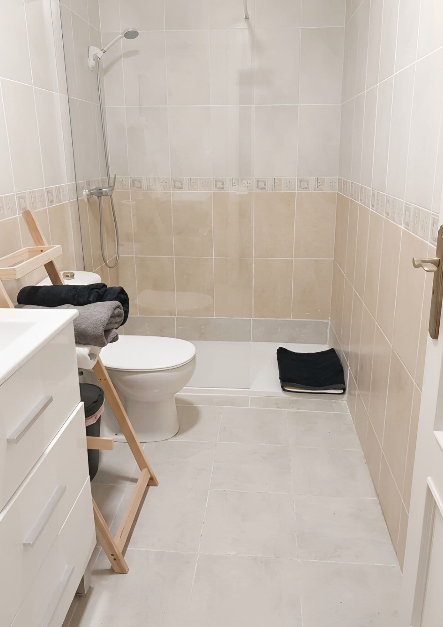 Apartamento, 1 cama de casal e sofá-cama, sacada | Banheiro