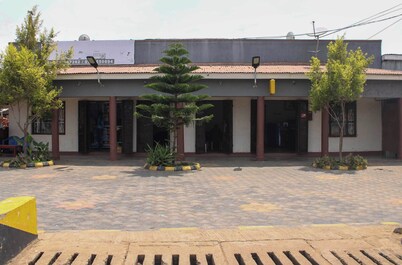 Dreamland Hotel Annex Branch Airport Rd