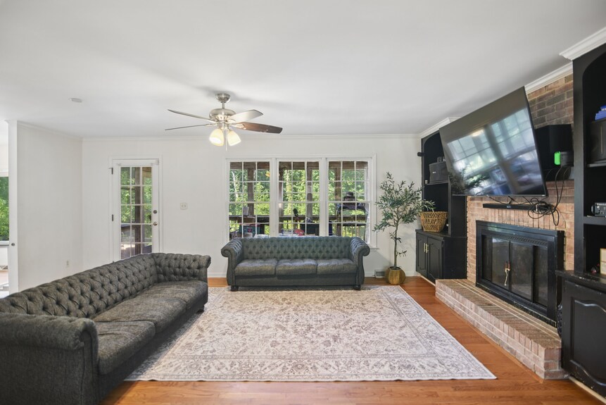 Lovely 4-bedroom House With In-ground Pool - Spartanburg, SC