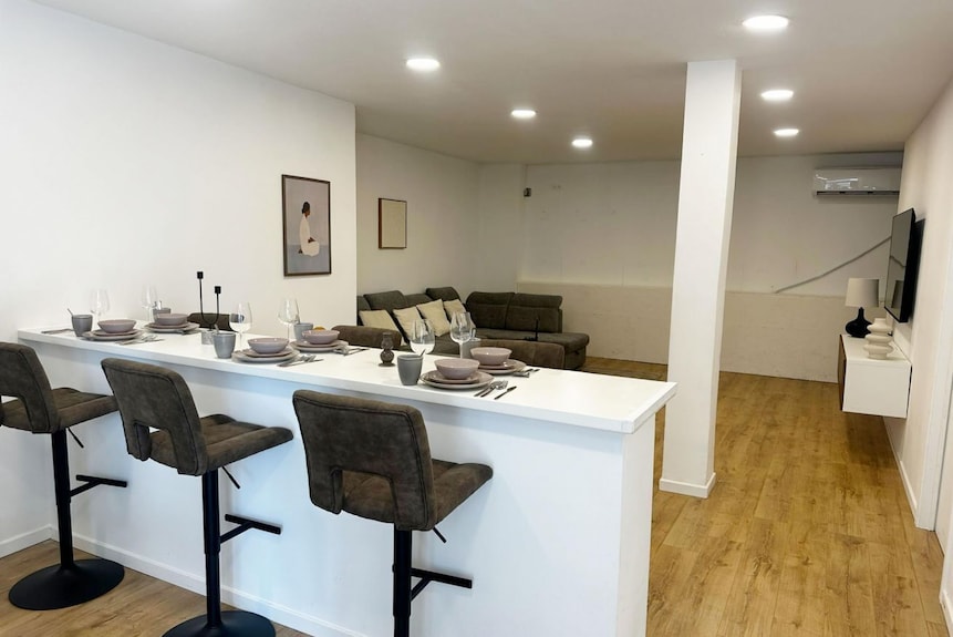 Stylish 3br Apt W/ Living Room | Central Ghent - Ghent (Belgium)