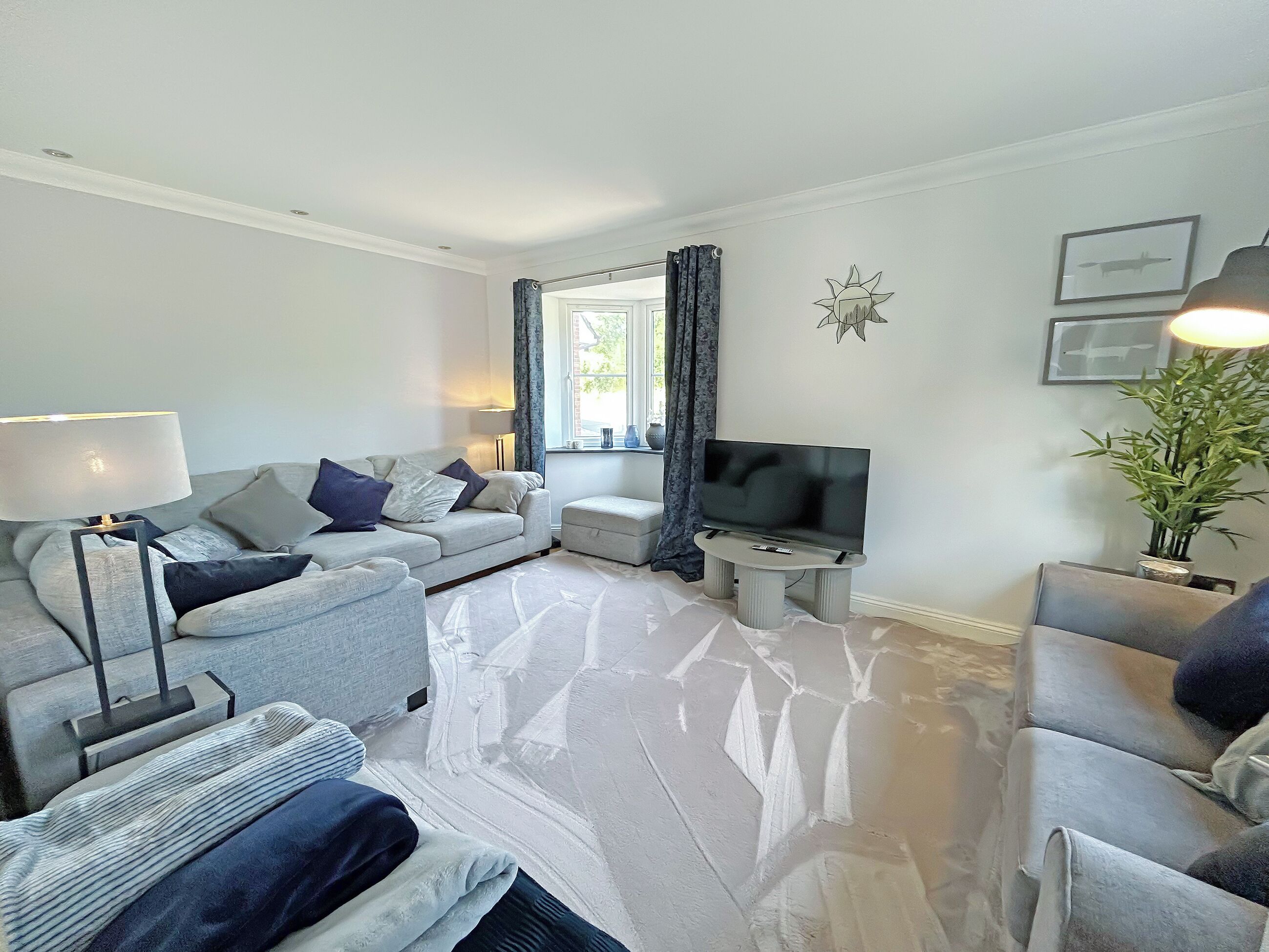 2 Bedroom Accommodation In Thrapston - Bedfordshire