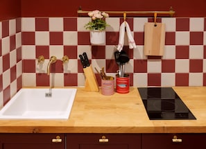 Estúdio (Superior Studio) | Cozinha privada | Minifrigorífico, um micro-ondas, uma placa de cozinha