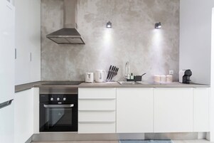 Apartamento, 2 quartos, varanda | Interior
