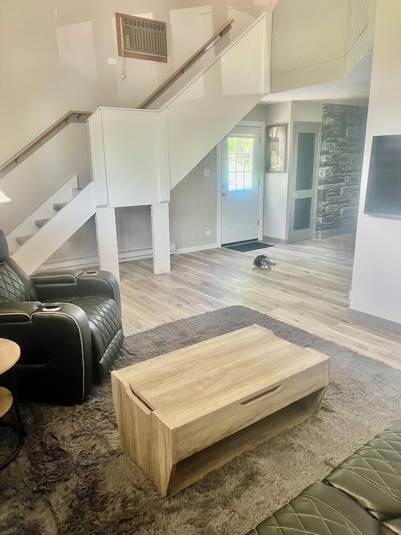 Beautifully Furnished One Bedroom Loft Located In Chicago's South Side Suburb - Tinley Park, IL