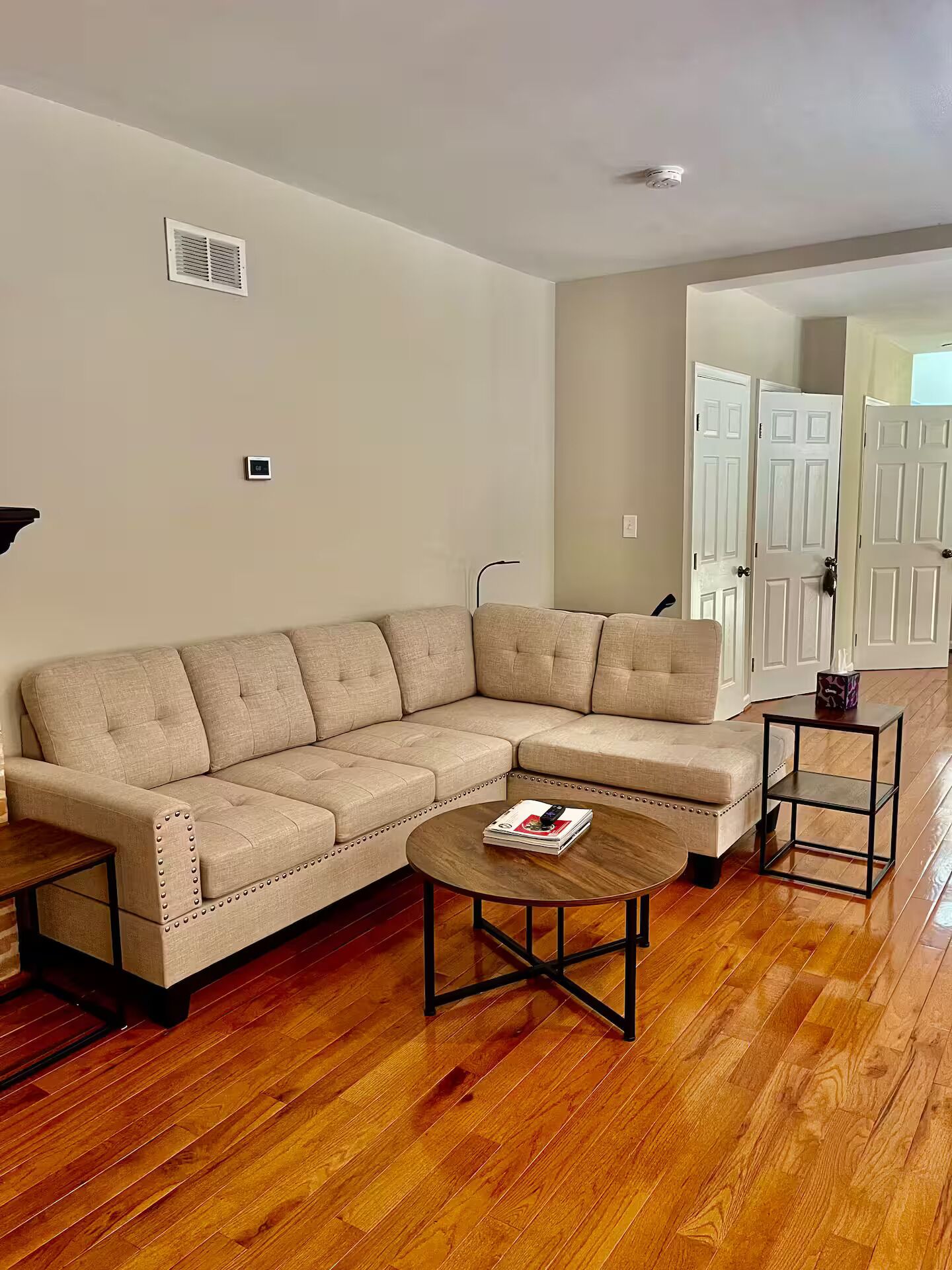 Spacious 3-bedroom Townhome In Superb Baltimore Location With Ac And Comfort - Baltimore, MD