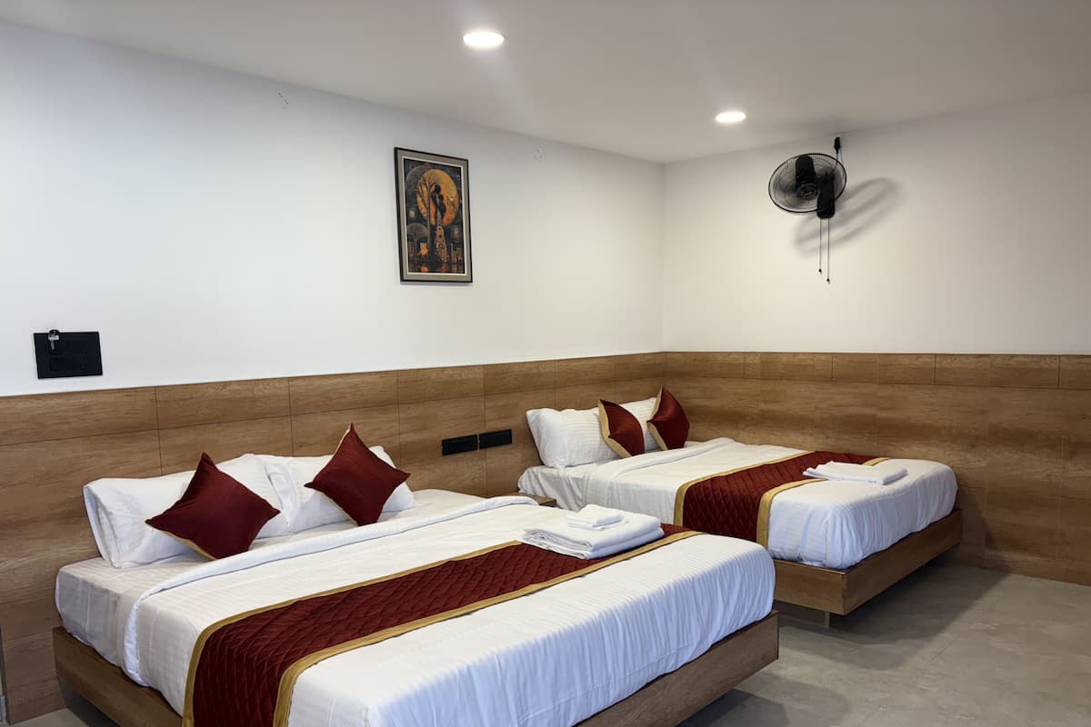 Suite Familiar | Secretária, Wi-fi grátis