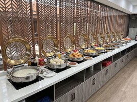 Pequeno-almoço inspirado na cozinha local diário incluído