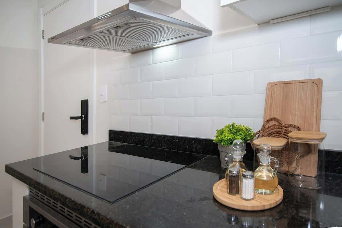 Apartamento, varanda, Vista para a cidade | Cozinha privada