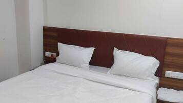 Quarto Deluxe | Lençóis de algodão egípcio, roupa de alta qualidade