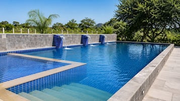 Piscina exterior