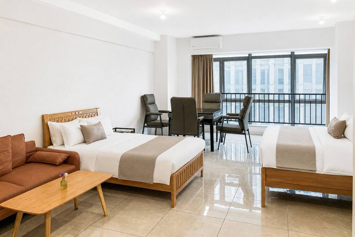 Suite Familiar, várias camas, não fumadores, kitchenette | Vista do quarto