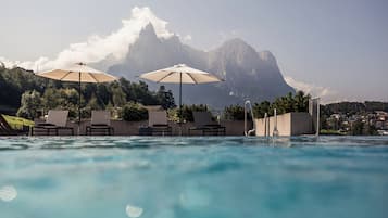 Piscina interna, piscina externa