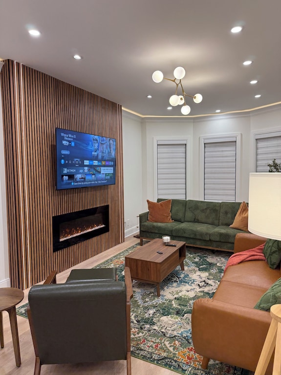 Luxury Detroit Retreat , Gated Parking , Ev Charger , Sleeps 8 - Détroit, MI