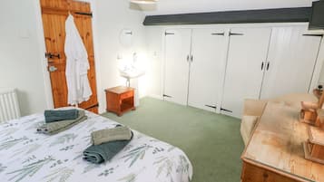 3 quartos, Wi-fi grátis, com decoração personalizada