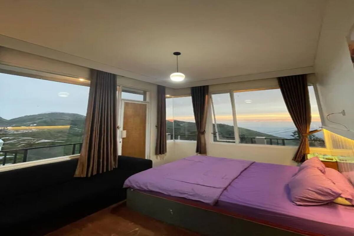 Quarto Deluxe | Roupa de cama fornecida 